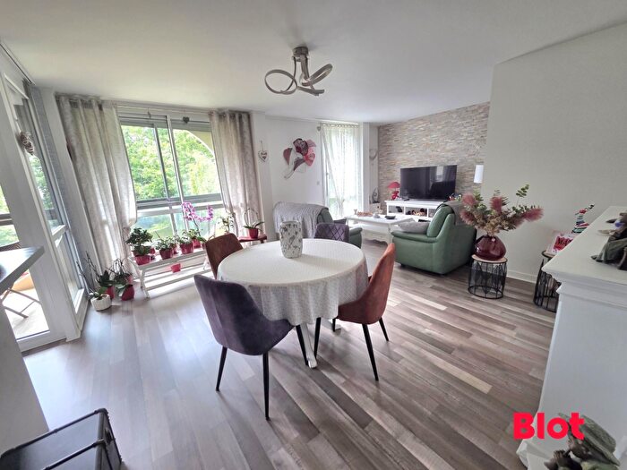 Quartiers Sud-Ouest, Bréquigny : Appartement 4 pièces à vendre