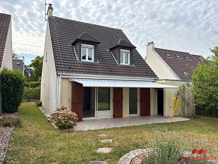 Maison 5 pièces à Saint-Nom-la-Bretèche, à louer