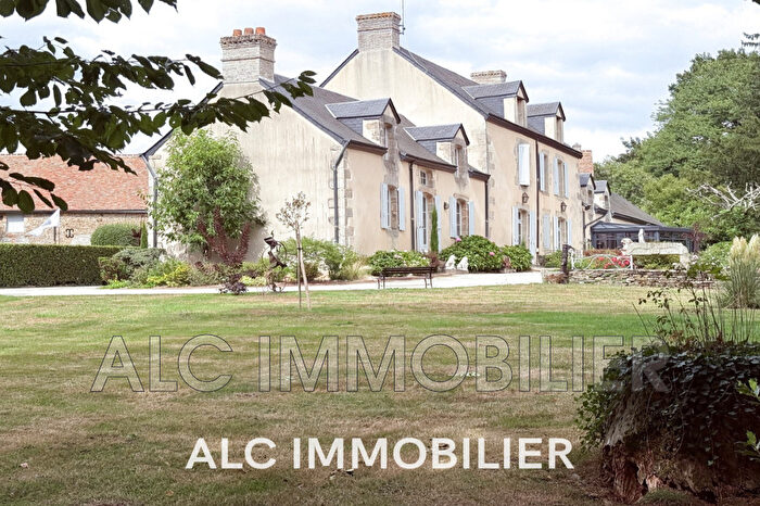 Maison 12 pièces à Saint-Denis-sur-Sarthon, à vendre