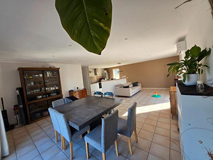 Maison à vendre - Rive-de-Gier - 5 pièces - 3 chambres