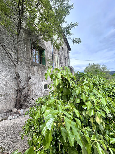 Molières-Cavaillac : Maison 9 pièces à vendre