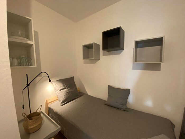 Appartement 1 pièce à Saint Louis, Lyon 7ème arrondissement, à louer
