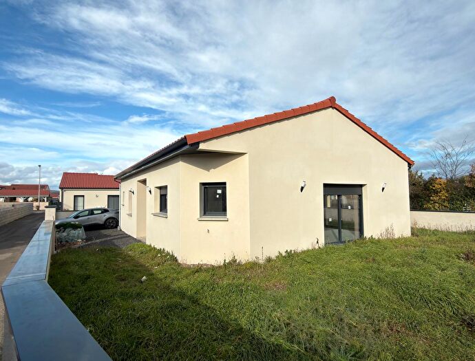 Maison à vendre - Saint-Bonnet-près-Riom - 5 pièces - 3 chambres