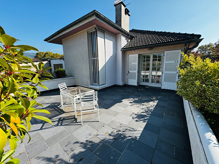 Maison à vendre - Thiers - 6 pièces - 4 chambres