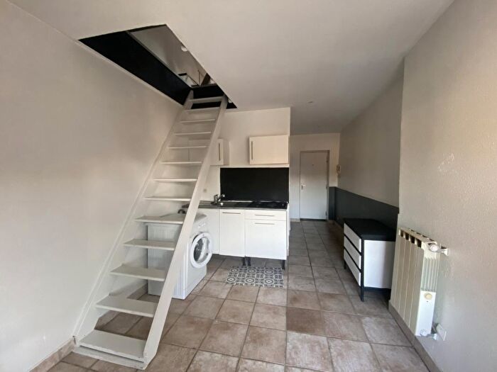 Appartement à louer - Tassin-la-Demi-Lune, LHorloge - 1 pièce