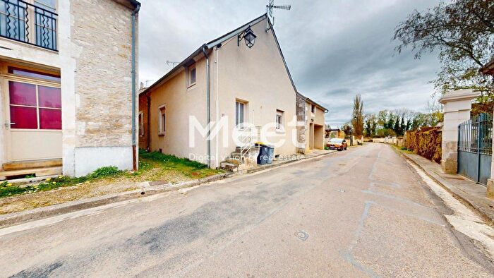 Maison 3 pièces à Vincelottes, à vendre