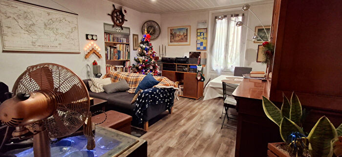 Appartement à vendre - Vallauris, Centre-ville - 3 pièces - 2 chambres