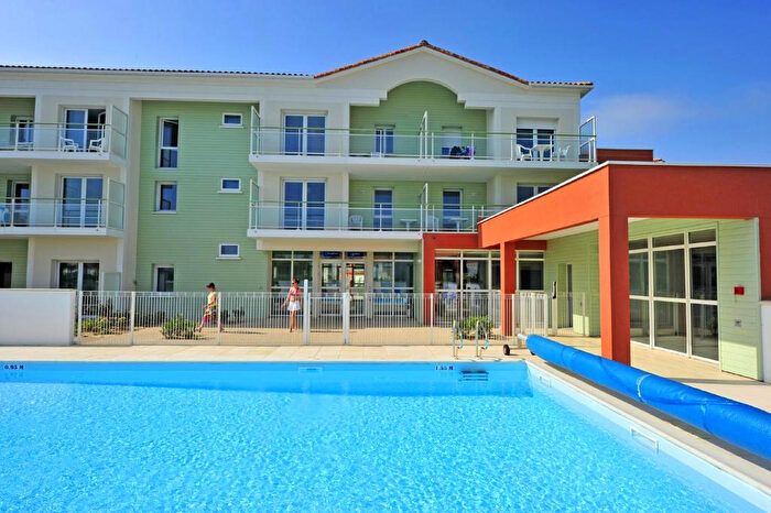 Appartement à vendre - Saint-Gilles-Croix-de-Vie - 2 pièces - 1 chambre