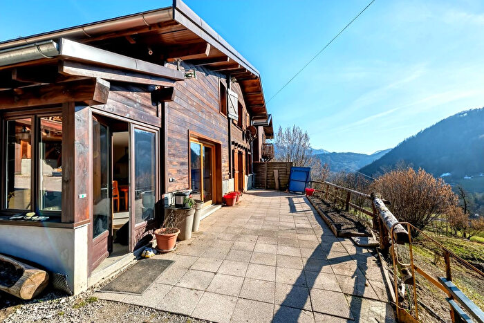 Maison à vendre - Serraval - 6 pièces - 4 chambres