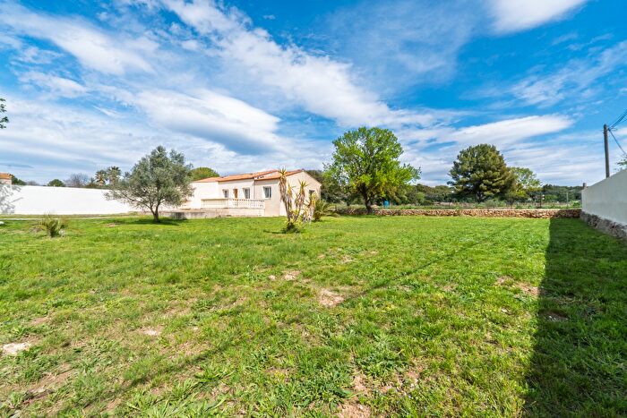 Maison à vendre - Balaruc-le-Vieux - 7 pièces - 6 chambres