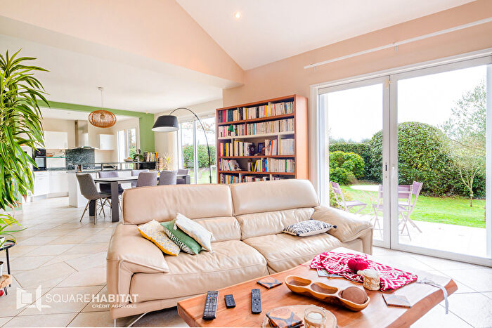 Maison à vendre - Saint-Fiacre-sur-Maine - 5 pièces - 3 chambres