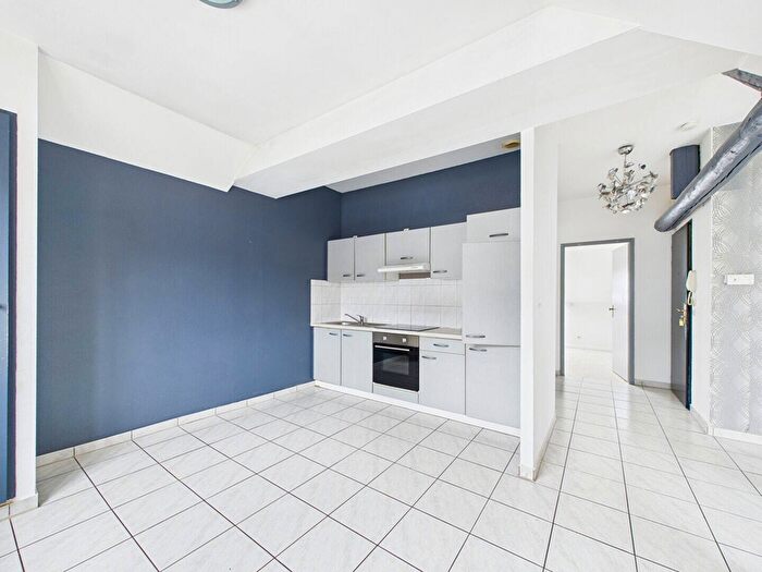 Appartement à louer - Centre, Forbach - 2 pièces - 1 chambre