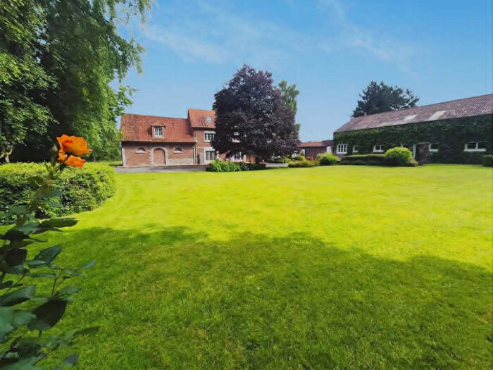 Maison 7 pièces à vendre à Quux-Haut-Maînil, Quoeux-Haut-Maînil