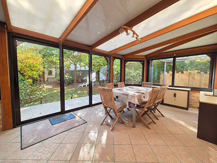 Maison à vendre - Montigny-le-Bretonneux, La Sourderie Nord - 6 pièces - 5 chambres
