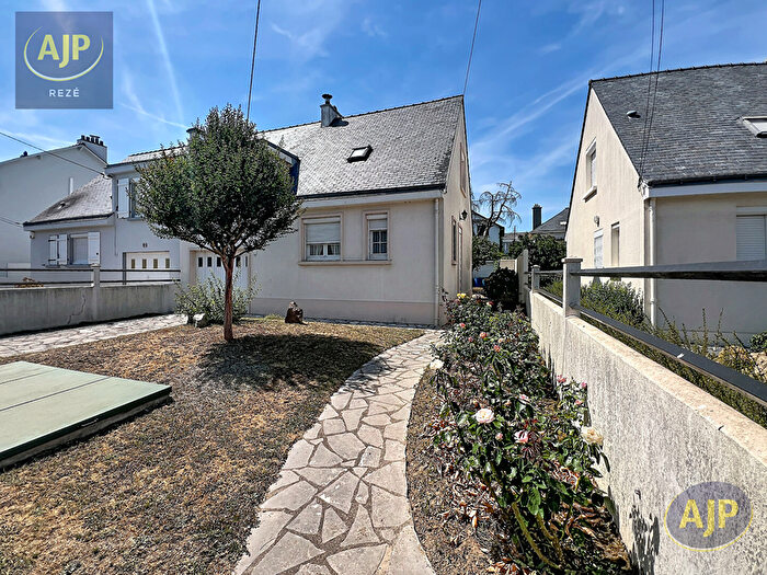 Rezé, Château : Maison 5 pièces à vendre