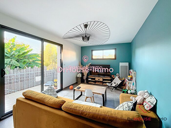 Maison à vendre - Périgueux - 5 pièces - 4 chambres