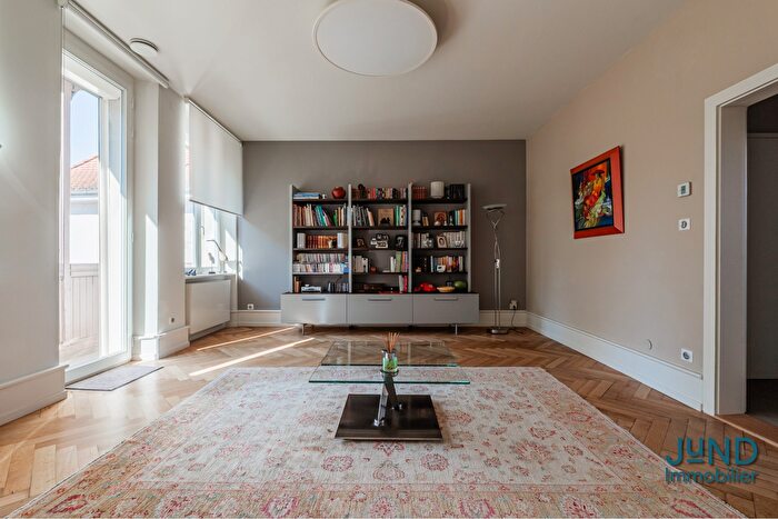 Appartement à vendre - Haguenau, Centre-ville - 4 pièces - 2 chambres