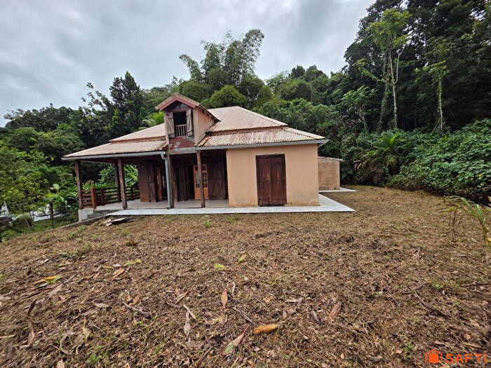 Maison 5 pièces à vendre à Goyave