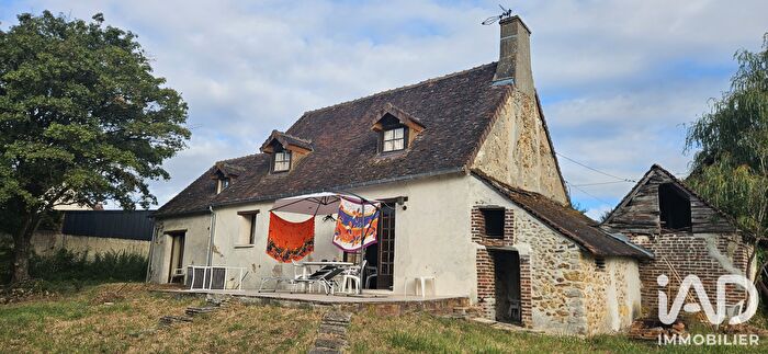 Semur-en-Vallon : Maison 4 pièces à vendre