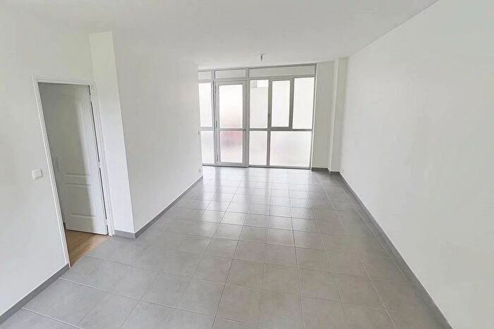 Appartement à vendre - Saint-Maurice, Plateau - 3 pièces - 2 chambres