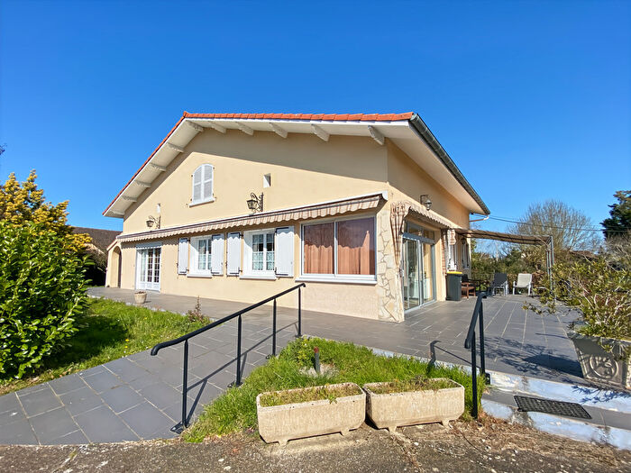 Maison à vendre - Barcelonne-du-Gers - 6 pièces - 5 chambres