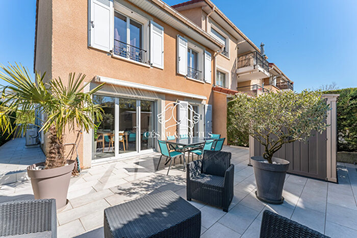 Maison à vendre - Rillieux-la-Pape, Perica, Village - 5 pièces - 4 chambres
