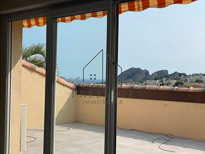 Appartement à vendre - La Ciotat - 5 pièces - 4 chambres