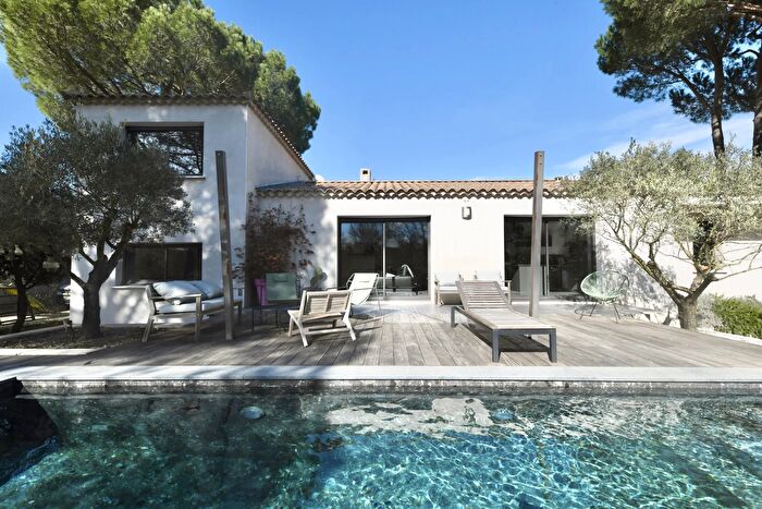 Maison à vendre - Uzès - 6 pièces - 3 chambres