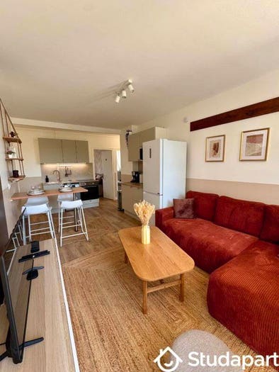 Sud, Ville-la-Grand : Appartement 1 pièce à louer