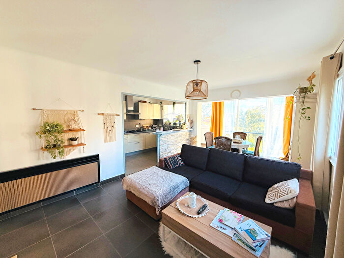 Appartement à vendre - Saint-Raphaël - 3 pièces - 2 chambres