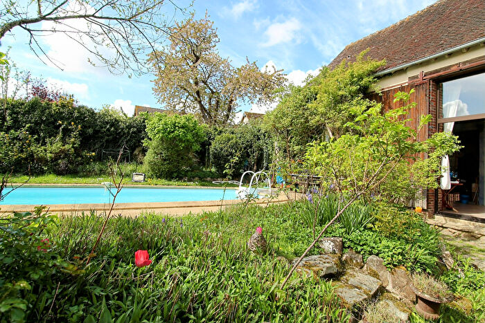 Maison à vendre - Houdan - 8 pièces - 4 chambres