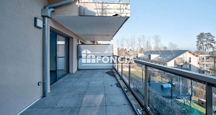 Appartement à vendre - Divonne-les-Bains - 3 pièces - 2 chambres