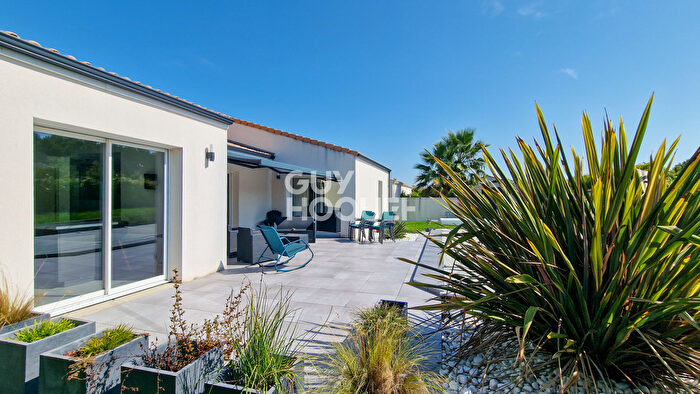 Maison à vendre - Breuillet - 5 pièces - 4 chambres