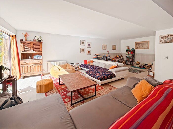 Maison 5 pièces à louer à Centre-Gare, Chantilly