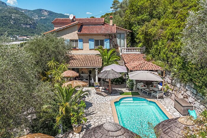 Maison 8 pièces à vendre à Castagniers