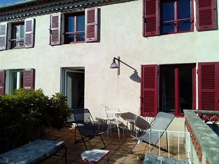 Bourg-Argental : Maison 9 pièces à vendre