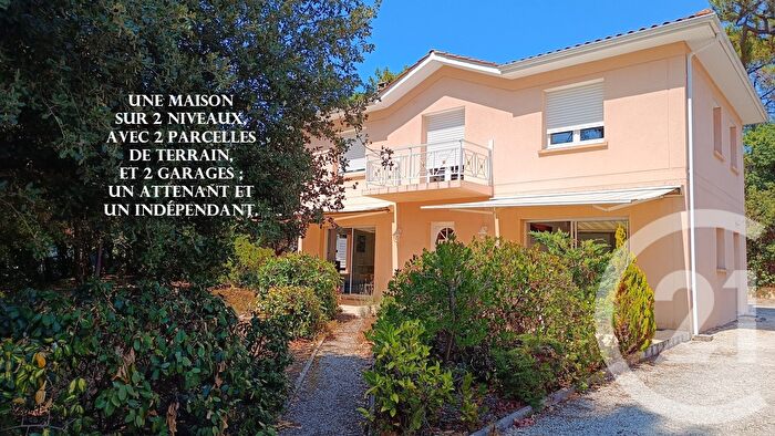 Maison à vendre - Soulac-sur-Mer - 6 pièces - 5 chambres