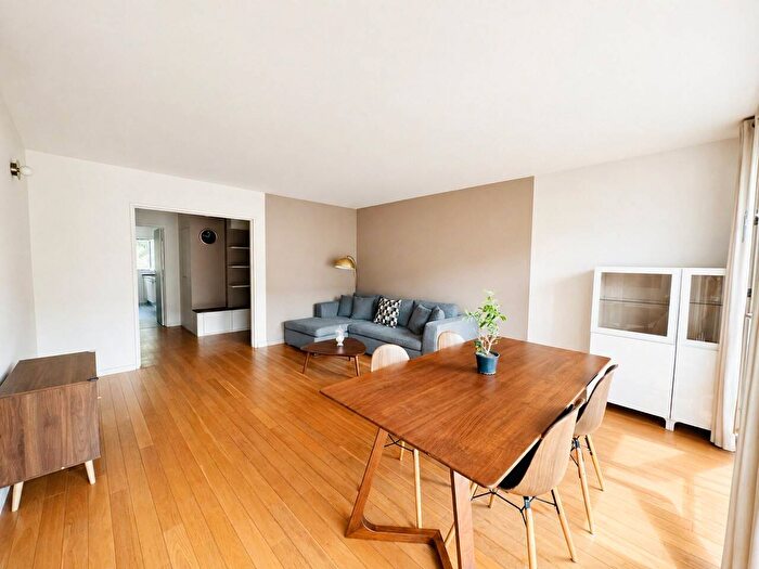 Appartement 3 pièces à louer à Notre Dame, Versailles