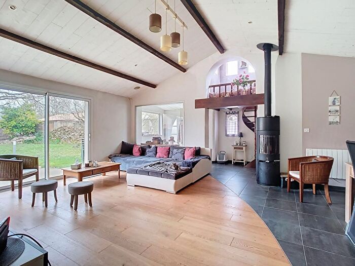 Maison à vendre - Vertou, Les Coteaux de Sèvre, Le Chêne, Portillon, La Forêt - 6 pièces - 5 chambres