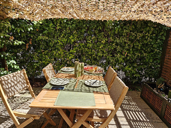 Appartement à vendre - Uzès - 3 pièces - 2 chambres