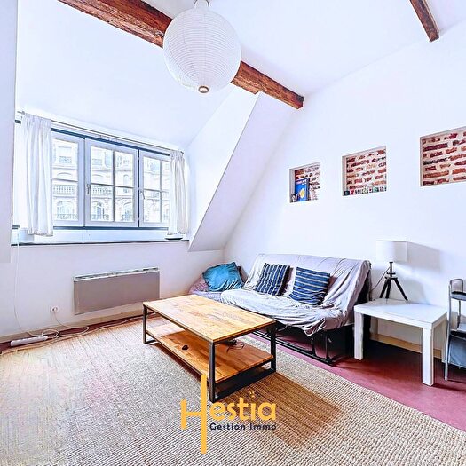 Appartement à louer - Vieux Lille - 2 pièces - 1 chambre