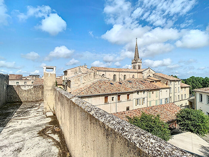 Maison à vendre - Carpentras, Coeur de Ville - 7 pièces - 5 chambres