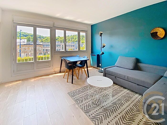 Déville-lès-Rouen : Appartement 4 pièces à louer