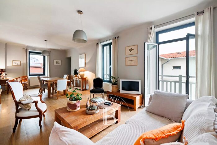 Appartement à vendre - Biarritz, Centre-ville Ouest - 3 pièces - 2 chambres