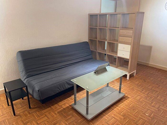 Appartement à louer - Citadelle, Chalon-sur-Saône - 1 pièce