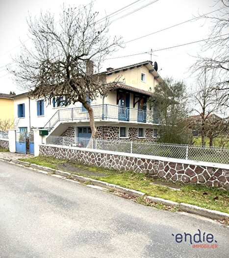 Maison à vendre - Rochechouart - 5 pièces - 1 chambre