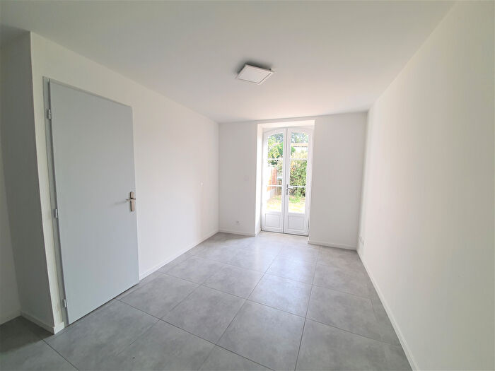 Appartement à louer - Saint-Palais - 2 pièces - 1 chambre