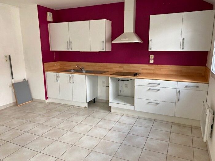 Villy-le-Pelloux : Appartement 3 pièces à louer