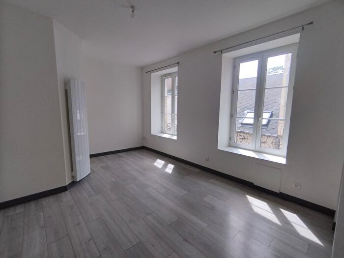 Appartement 2 pièces à louer à Orléans, Bannier, République