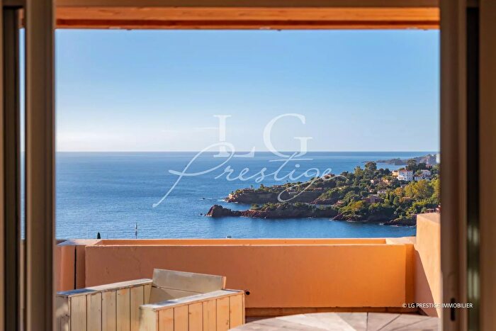 Maison à vendre - Théoule-sur-Mer - 4 pièces - 3 chambres